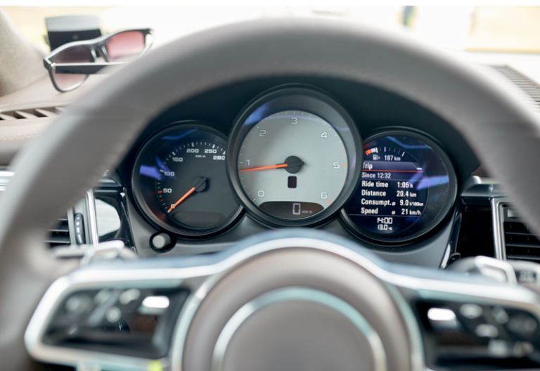 Steering Wheel Materials – What it’s Made From – GizmoDriver